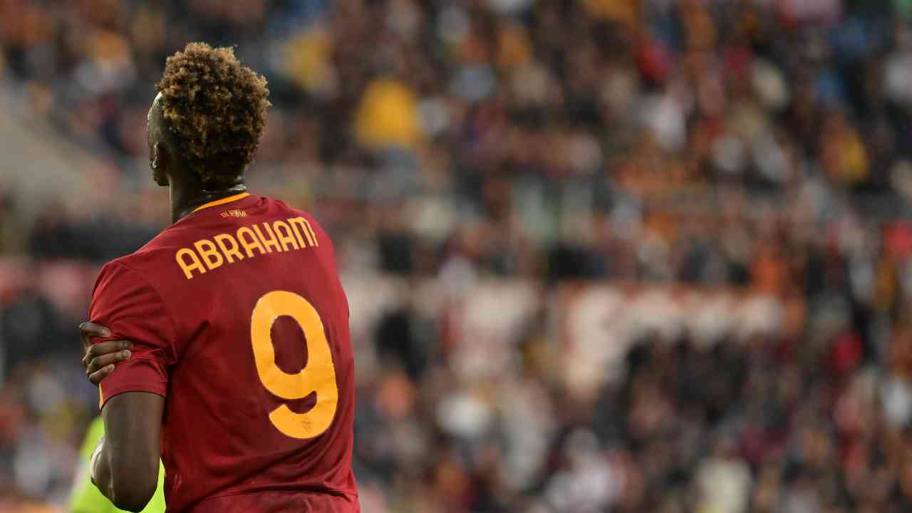 Rivali Napoli, Mourinho nei guai: la Roma può perdere la stella