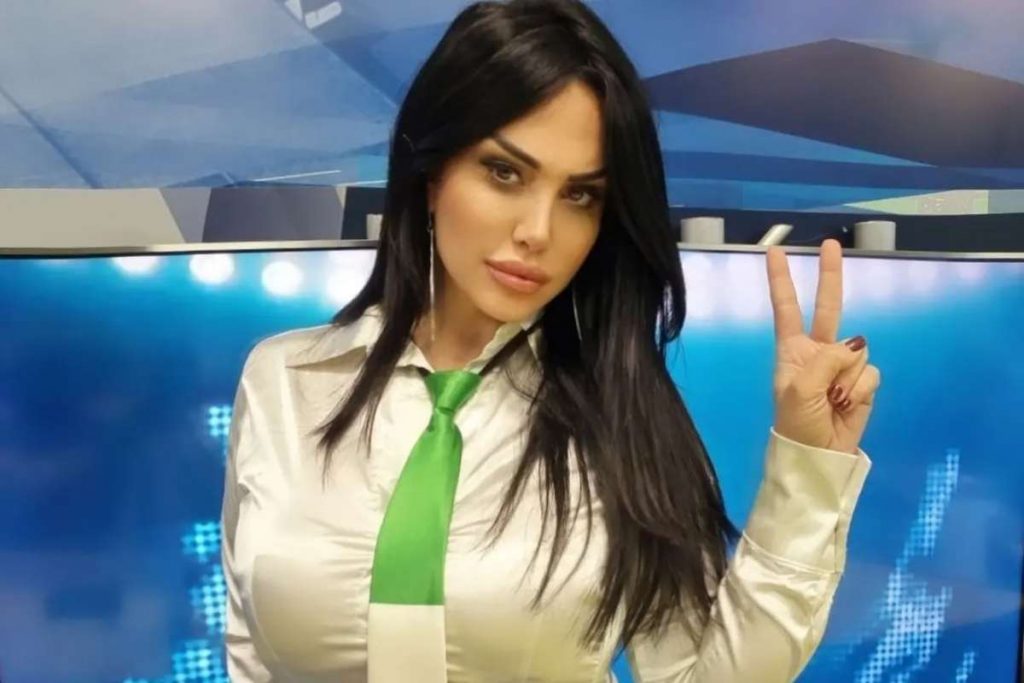 Marika Fruscio sconvolge i tifosi: follia bollente per la festa ...